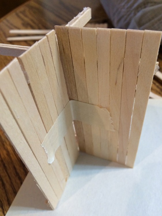 How To Make a Small Wood Manger