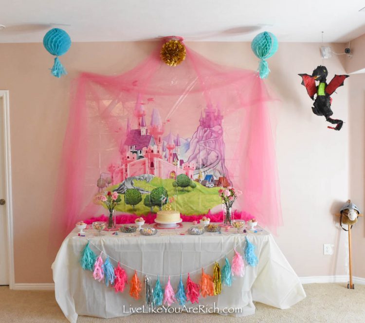 DIY Cake Topper Banner - Live Like You Are Rich