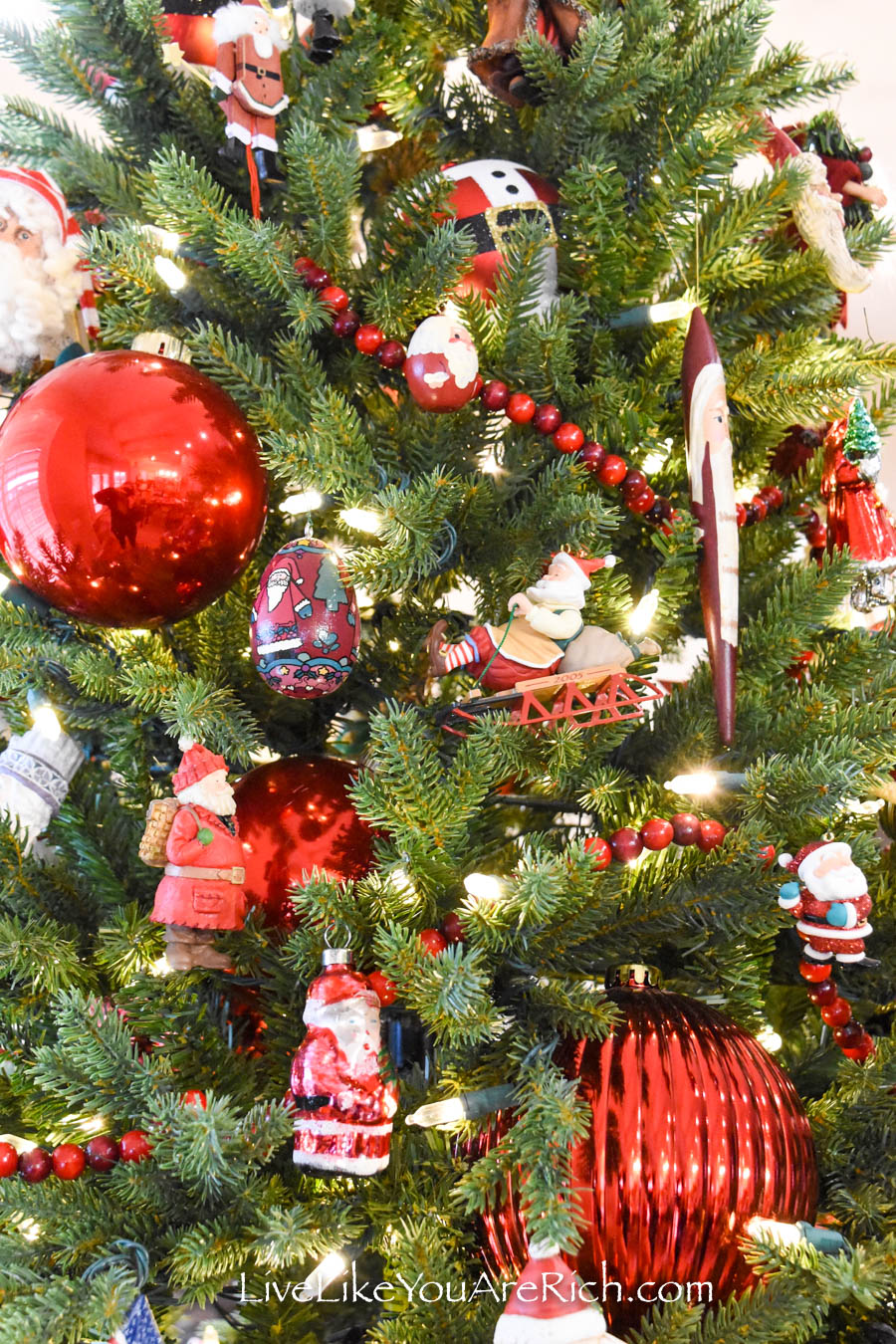 Santa Themed Christmas Tree - Live Like You Are Rich