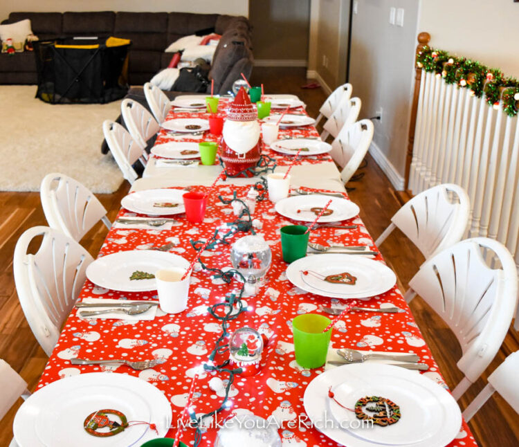 Christmas Tablescape for Kids - Live Like You Are Rich
