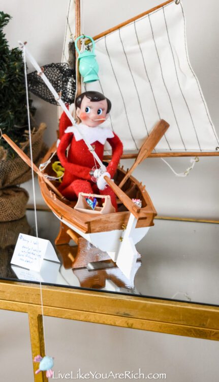 Elf on the Shelf: Goin' Fishing in the Dark - Live Like You Are Rich