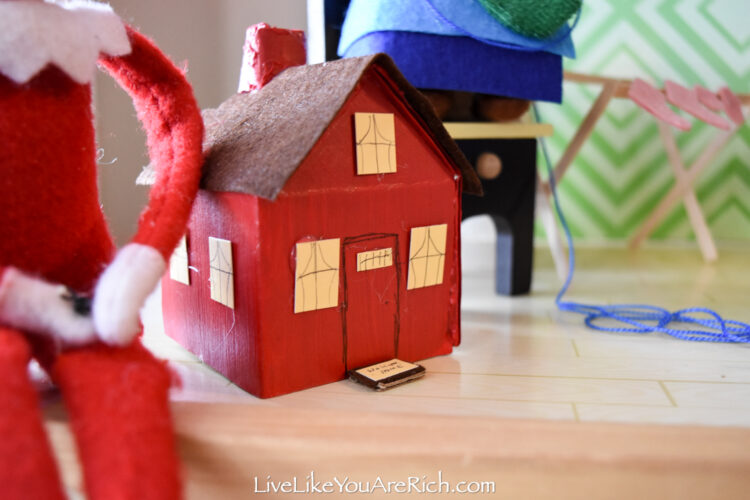 Elf on the Shelf: Goodnight Moon - Live Like You Are Rich