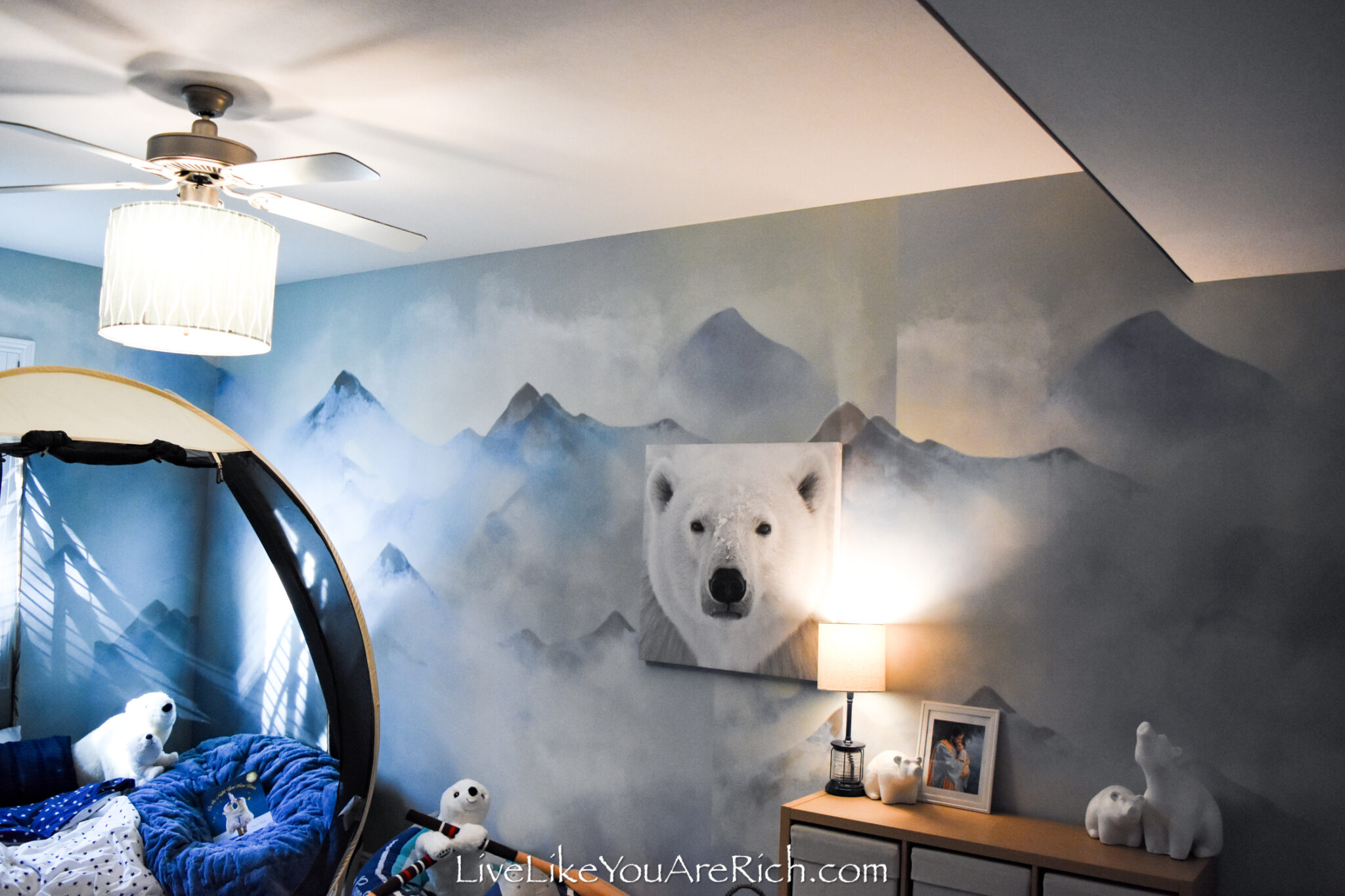 Kids Arctic Polar Bear-Themed Room - Live Like You Are Rich