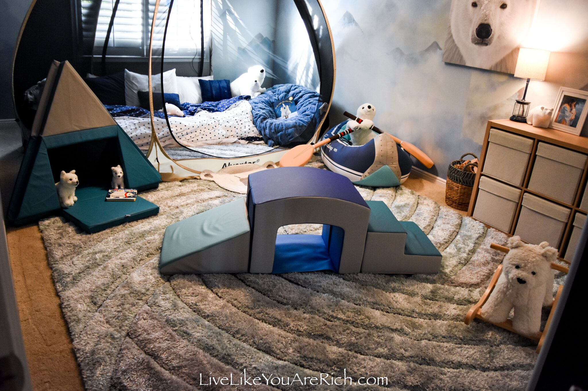 Kids Arctic Polar Bear-Themed Room - Live Like You Are Rich