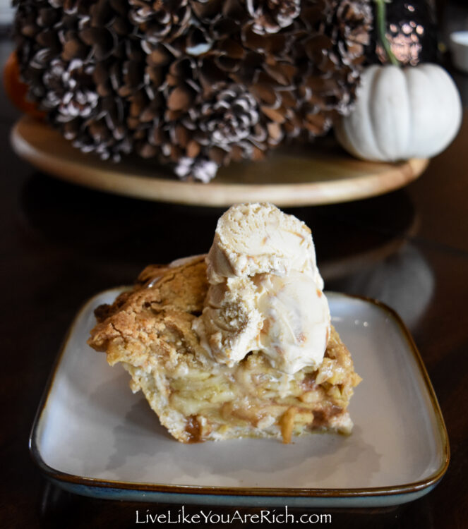 The Best Homemade Dutch Apple Pie - Live Like You Are Rich