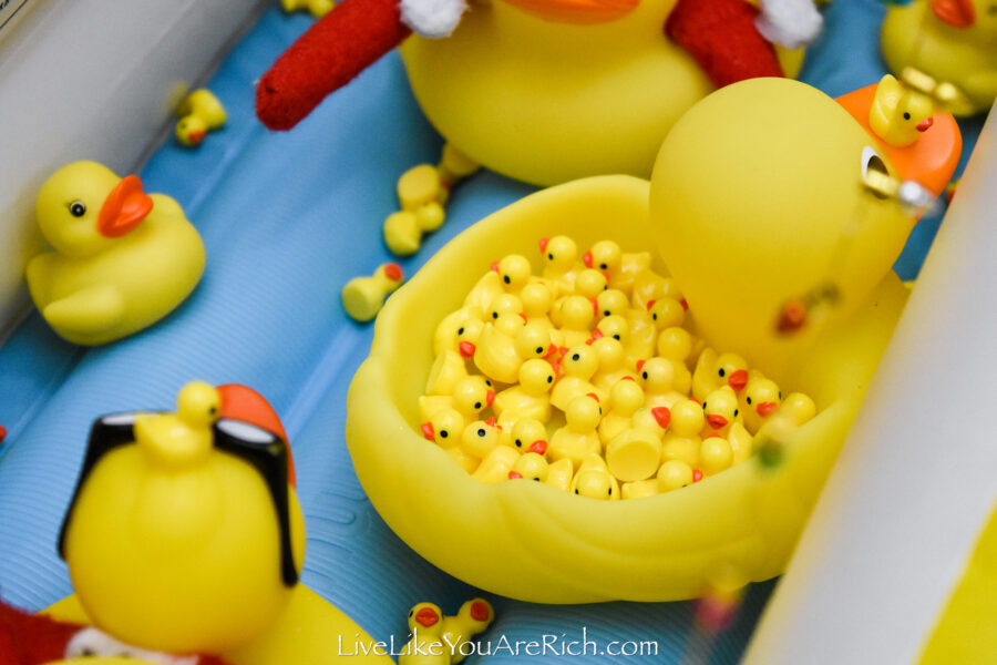 Elf on the Shelf: 'Duck' the Halls - Live Like You Are Rich