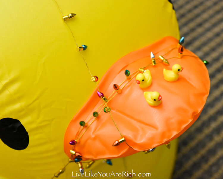 Elf on the Shelf: 'Duck' the Halls - Live Like You Are Rich