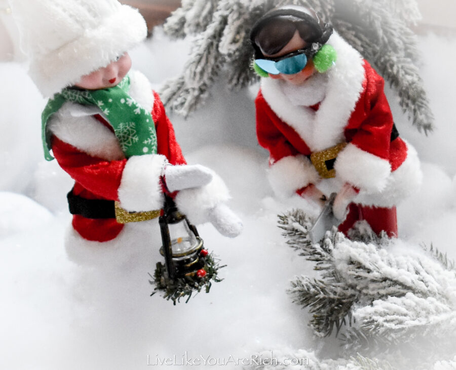 Elf on the Shelf: Oh Christmas Tree - Live Like You Are Rich