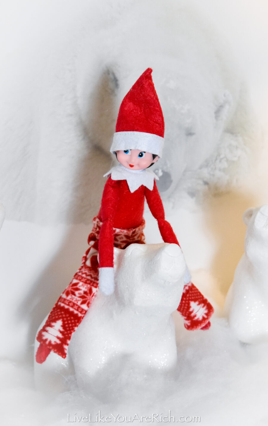 Elf on the Shelf: Never Touch a Polar Bear - Live Like You Are Rich