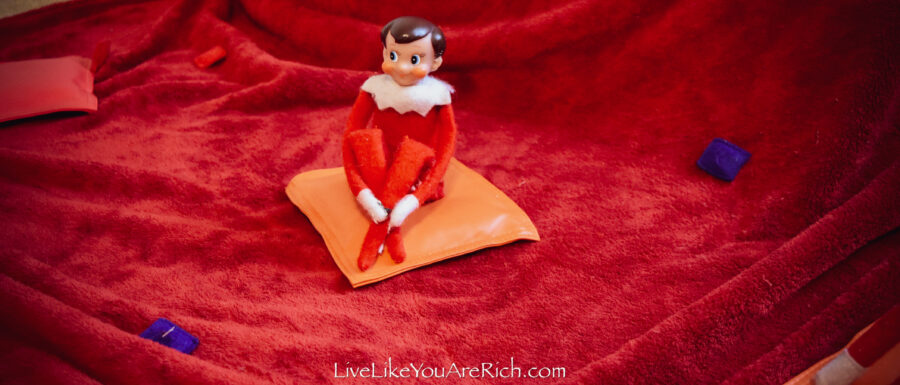 Elf on the Shelf: The Floor is Lava! - Live Like You Are Rich