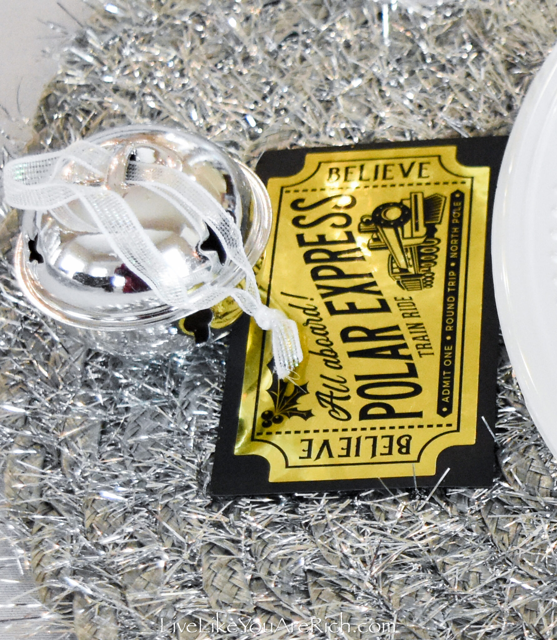 Polar Express Kids' Tablescape - Live Like You Are Rich