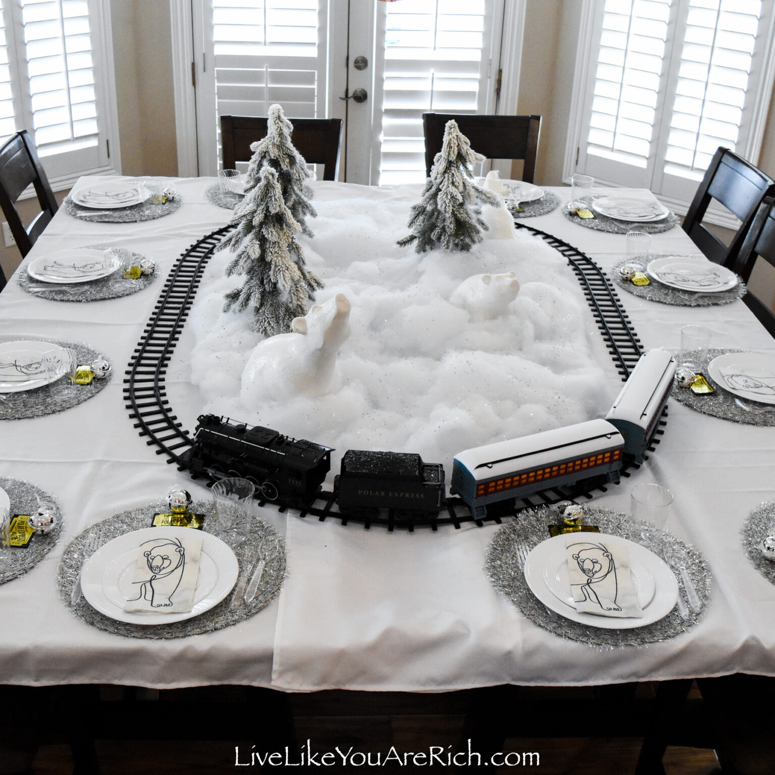 Polar Express Kids' Tablescape - Live Like You Are Rich