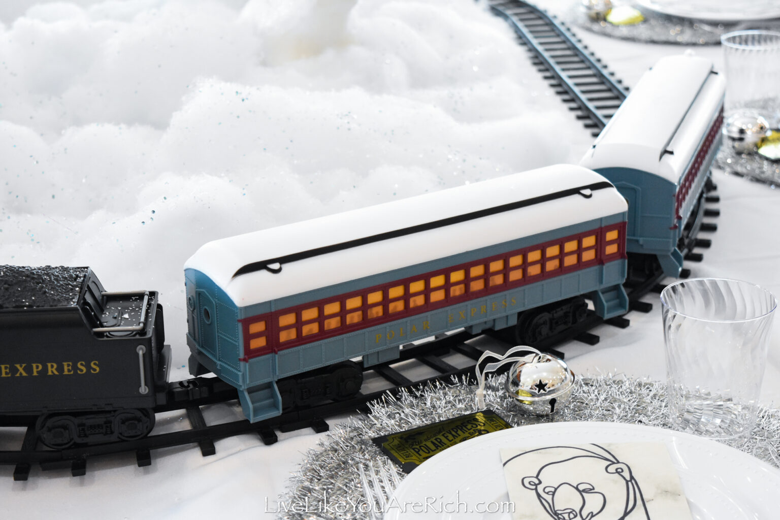 Polar Express Kids' Tablescape - Live Like You Are Rich