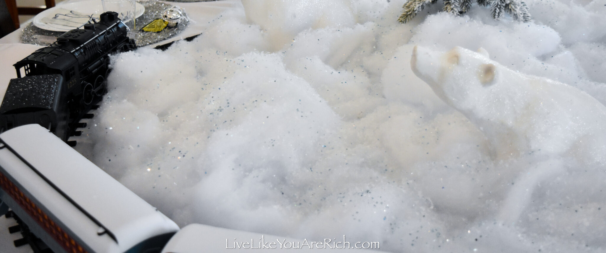 Polar Express Kids' Tablescape - Live Like You Are Rich