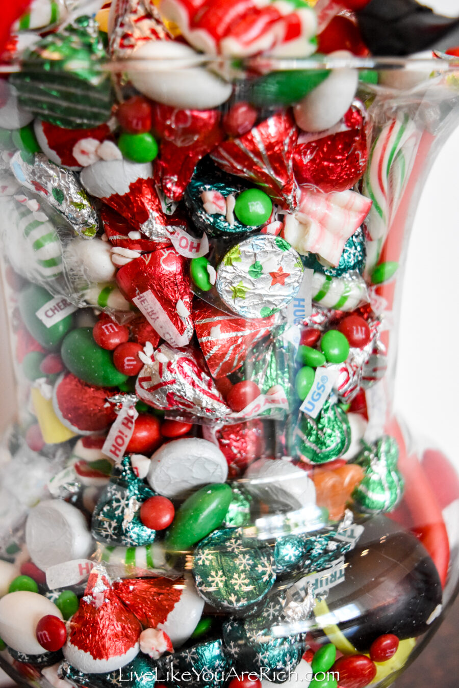 Elf on the Shelf: Christmas Candy Dive - Live Like You Are Rich