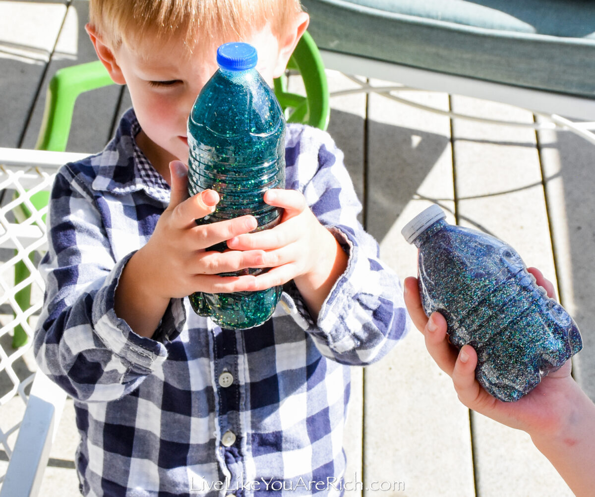 How to Make Sensory Bottles for Kids - Live Like You Are Rich