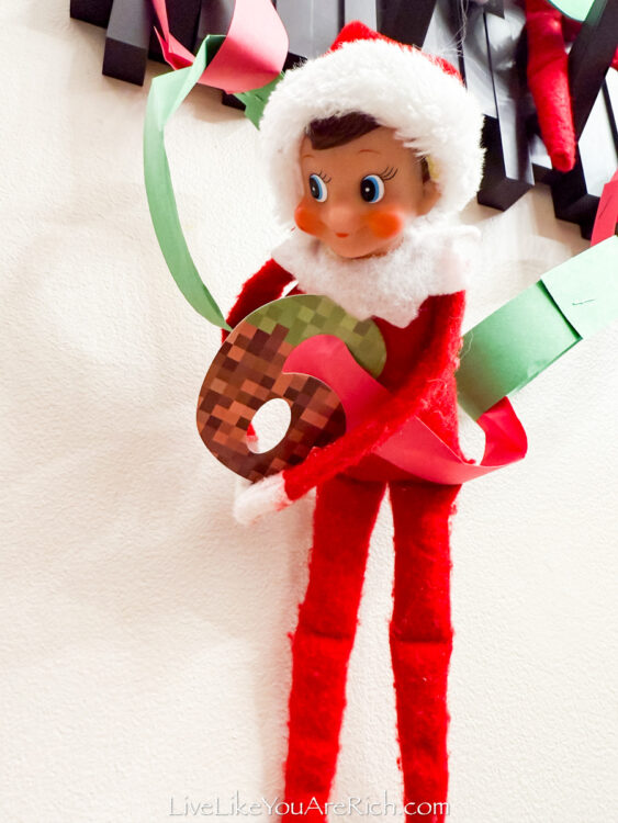 Elf on the Shelf: Paper Chain - Live Like You Are Rich