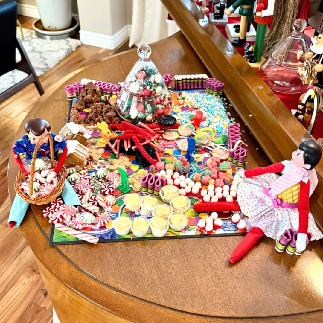 Elf on the Shelf: Candy Land - Live Like You Are Rich